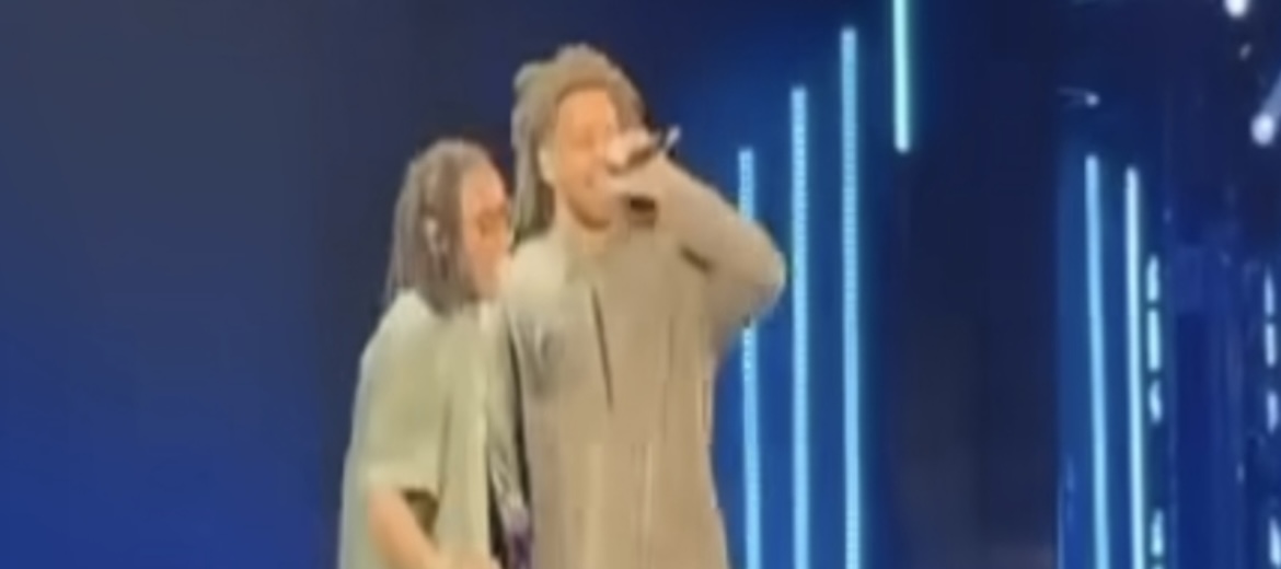 Lil Durk & J. Cole perform “All My Life” at iHeartRadio Festival