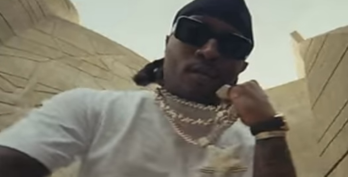 Future previews more music from upcoming “Mixtape Pluto” project