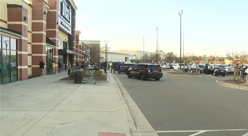 Reports of a shooting at Independence Mall cause panic